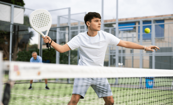 Padel: A popular (and puzzling) racket sport - Fairmat